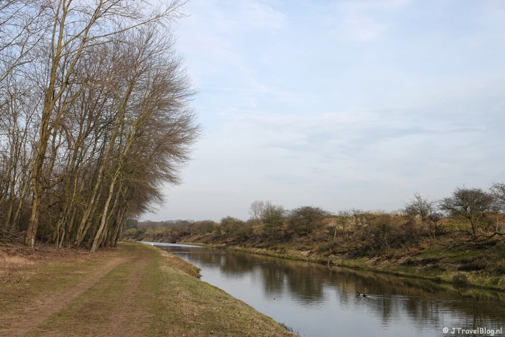 Roots wandeling in de Amsterdamse Waterleidingduinen vanaf ingang ...